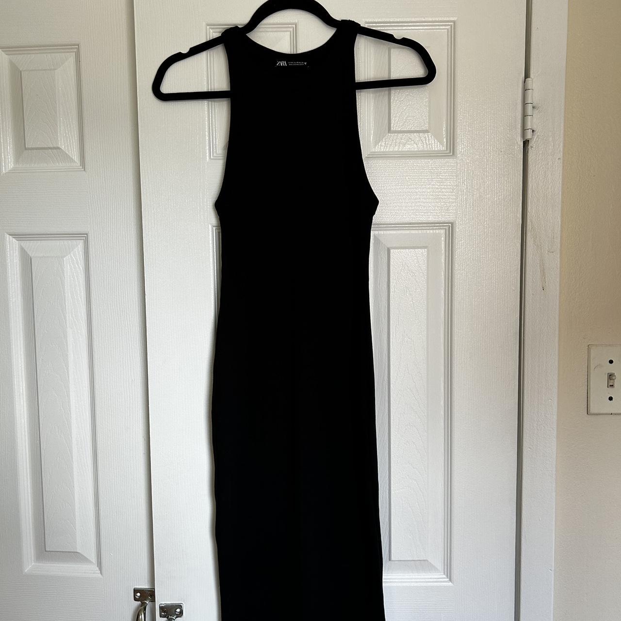 Zara Racerback Bodycon Midi dress Size Medium (fits... - Depop