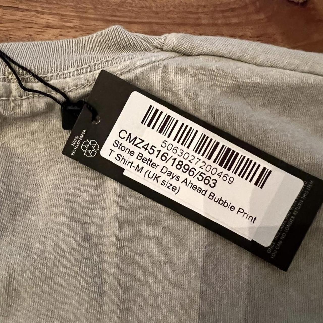 PrettyLittleThing Women's Cream T-shirt | Depop