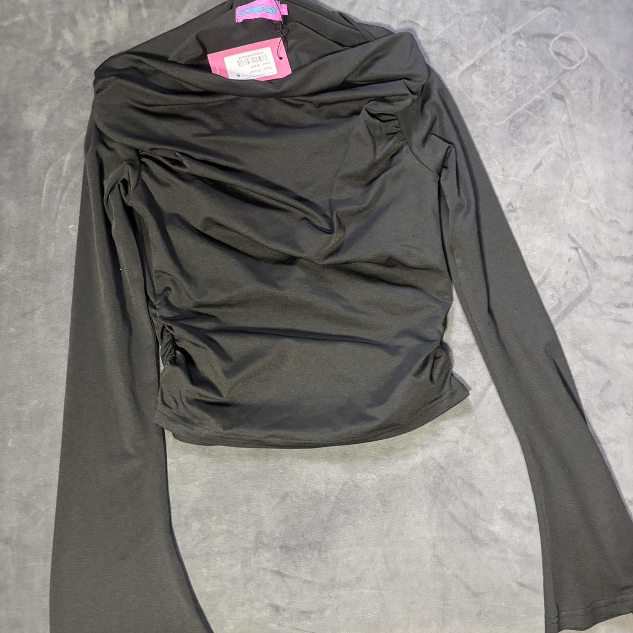 Edikted off the shoulder party top never worn w/tags | Depop