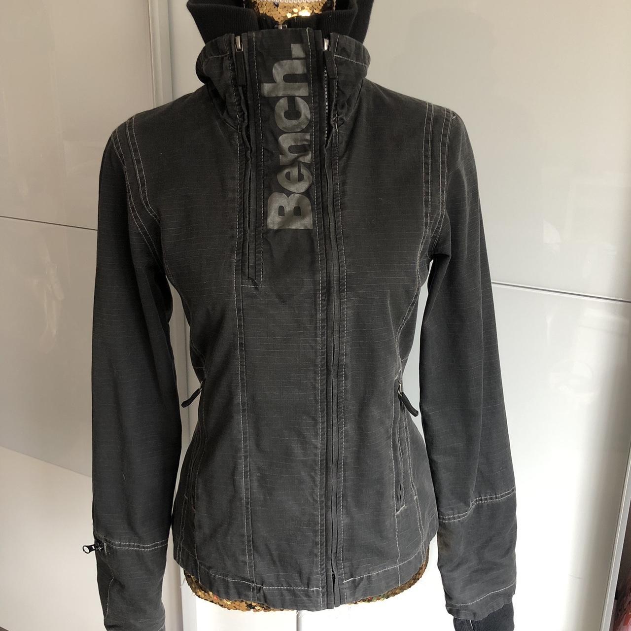 Y2K Bench Jacke / Übergangsjacke Verschieden... - Depop
