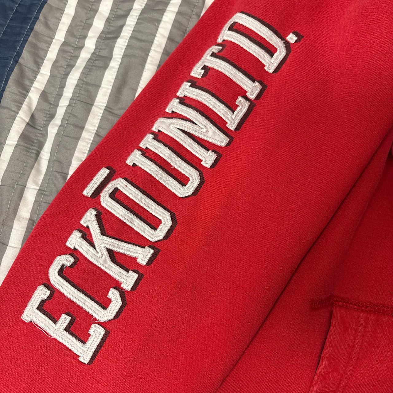 ⚠️ Zipperless ⚠️ 2000s Red Ecko Unltd hoodie with... | Depop
