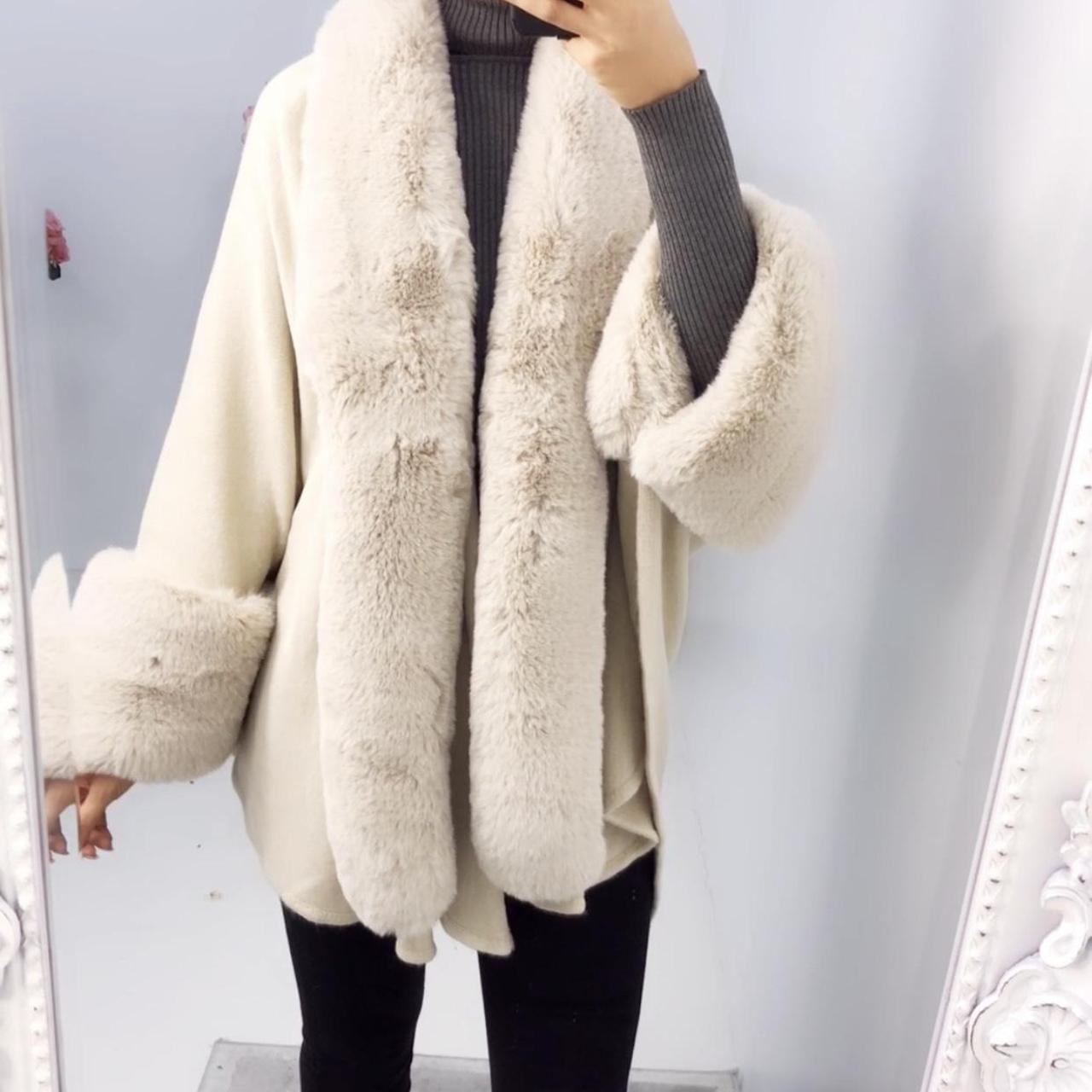 Cream fur coat. Absolutely gorgeous on I just don’t... - Depop