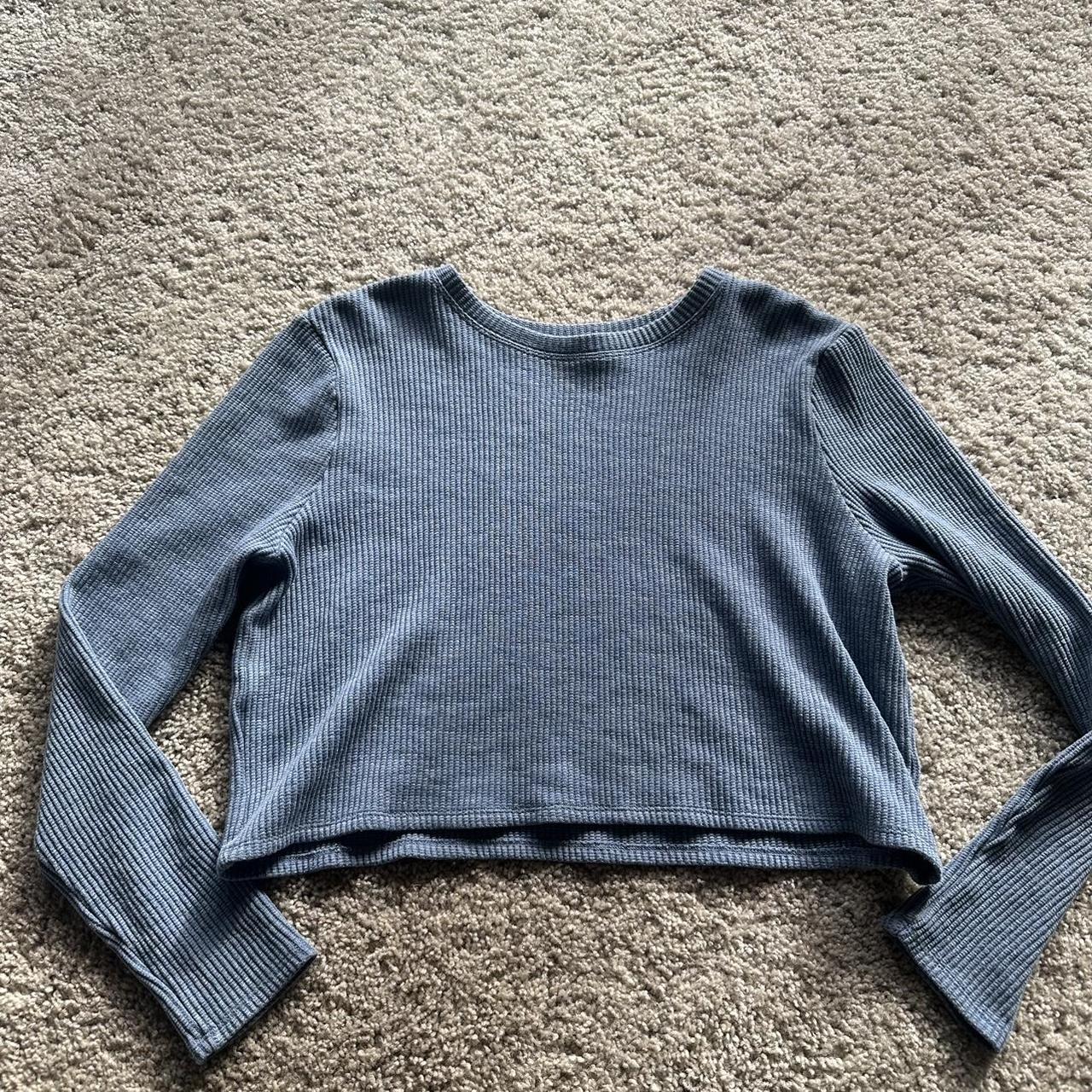 blue cropped long sleeve sweater size M - Depop