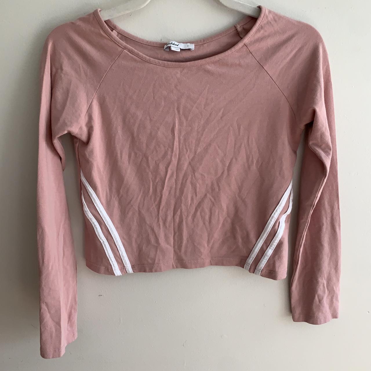 Subdued Women's Pink Crop-top | Depop