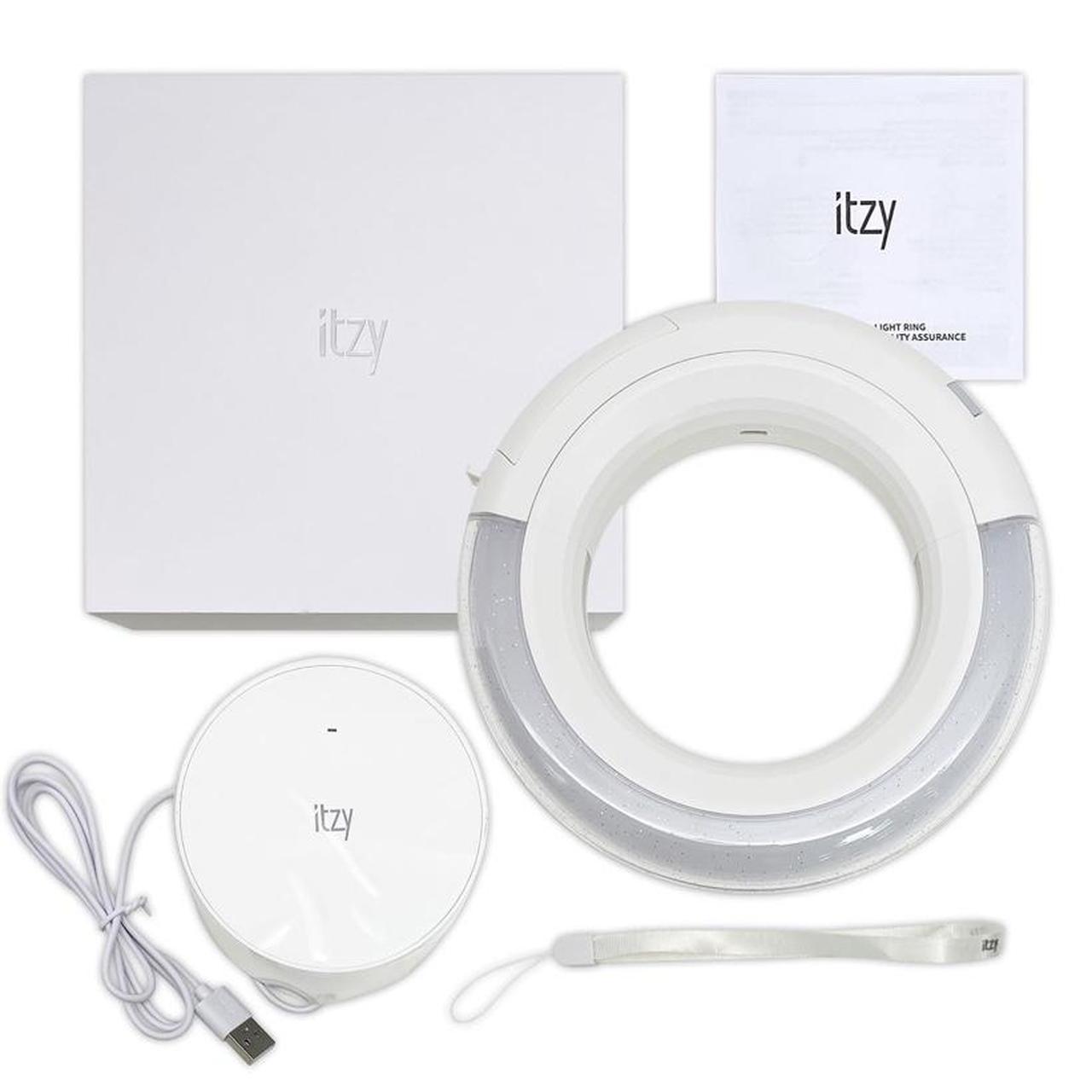 Itzy Light Ring #kpop #itzy #lightstick - Depop