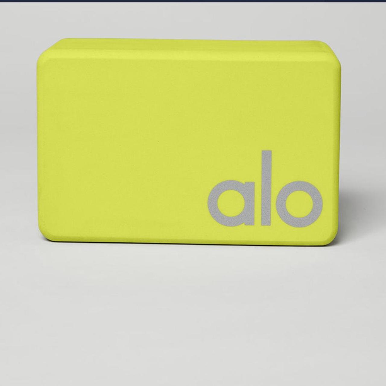 ALO YOGA BLOCK 🎾🤍 Purchased the wrong color on... - Depop