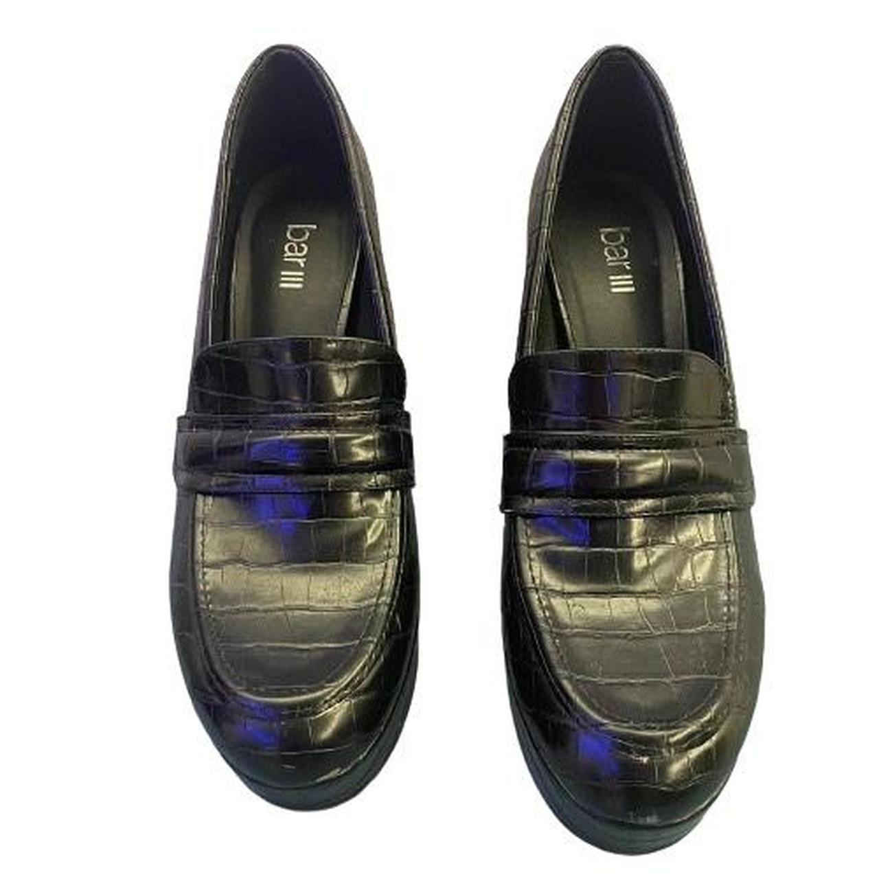 super cute loafer heels, with a shiny textured snake... - Depop