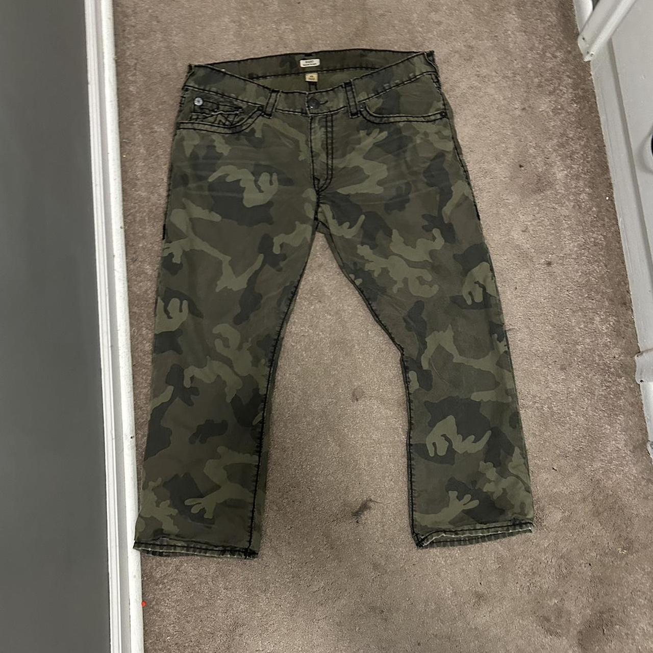 camo trueys Size:40x30 Made in america dis dat G shi - Depop