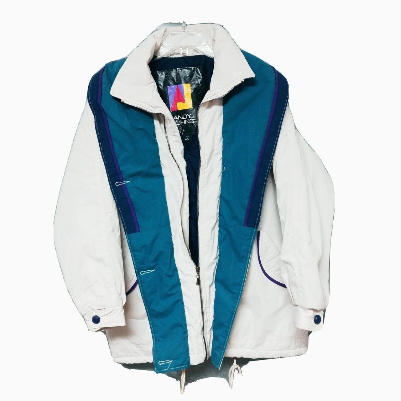 Women's Ski Jacket • Women’s Size Medium Beige... - Depop