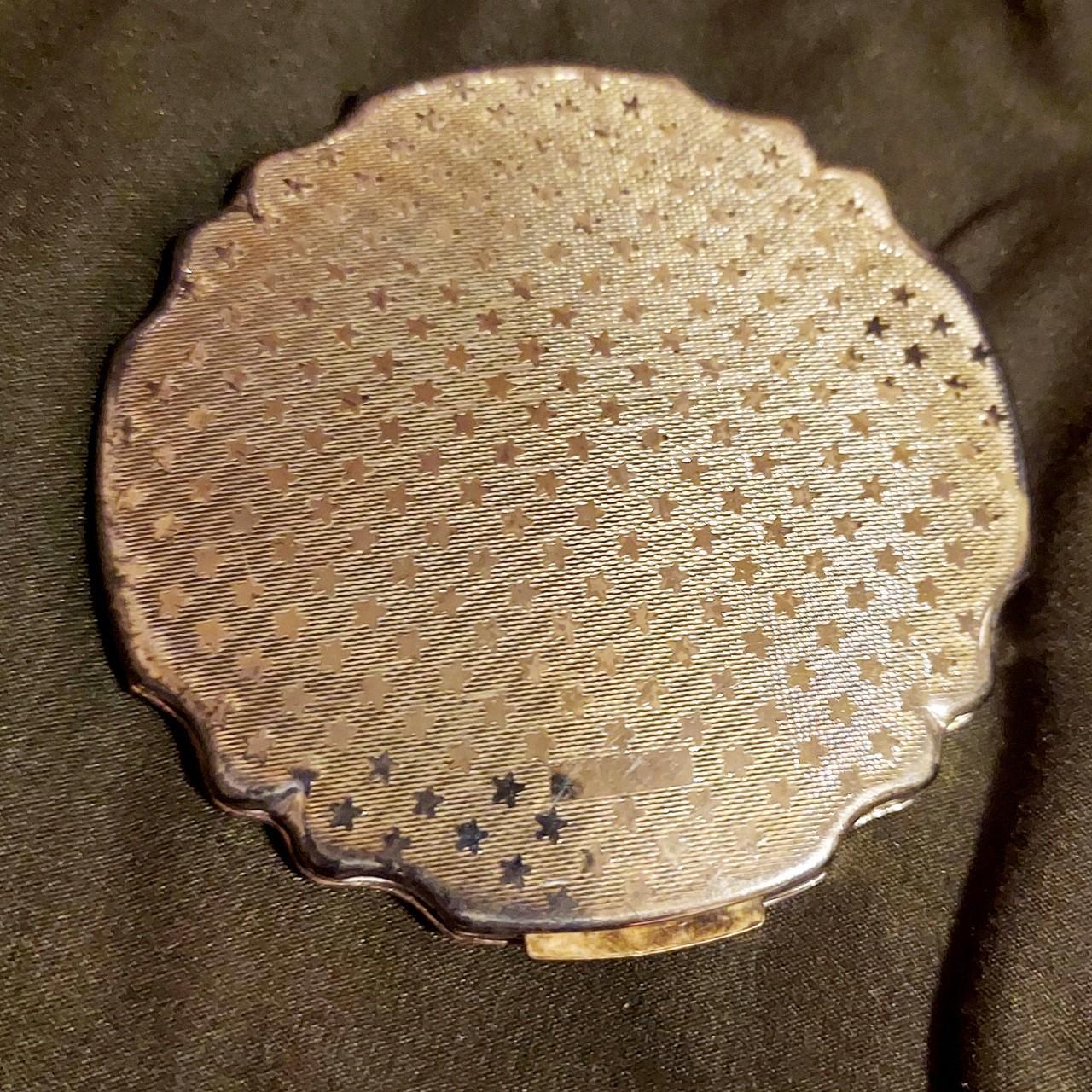 This beautiful Antique/Vintage Compact Bundle is... - Depop