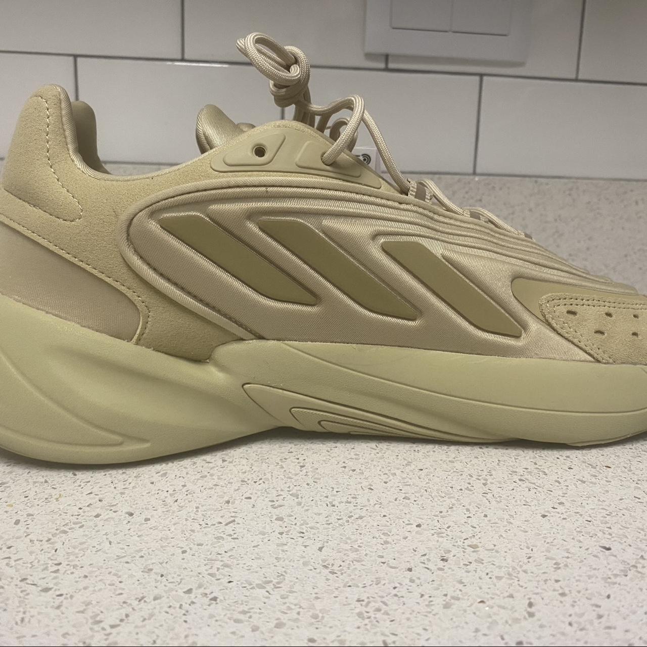 Adidas Originals Men's Cream Trainers | Depop