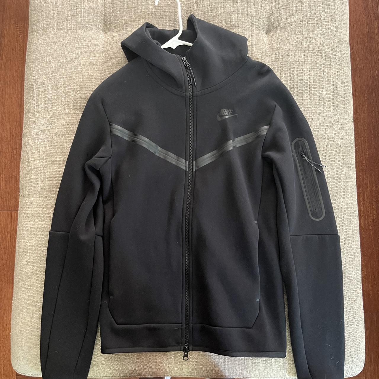 new black nike tech size XS #nike #niketech - Depop