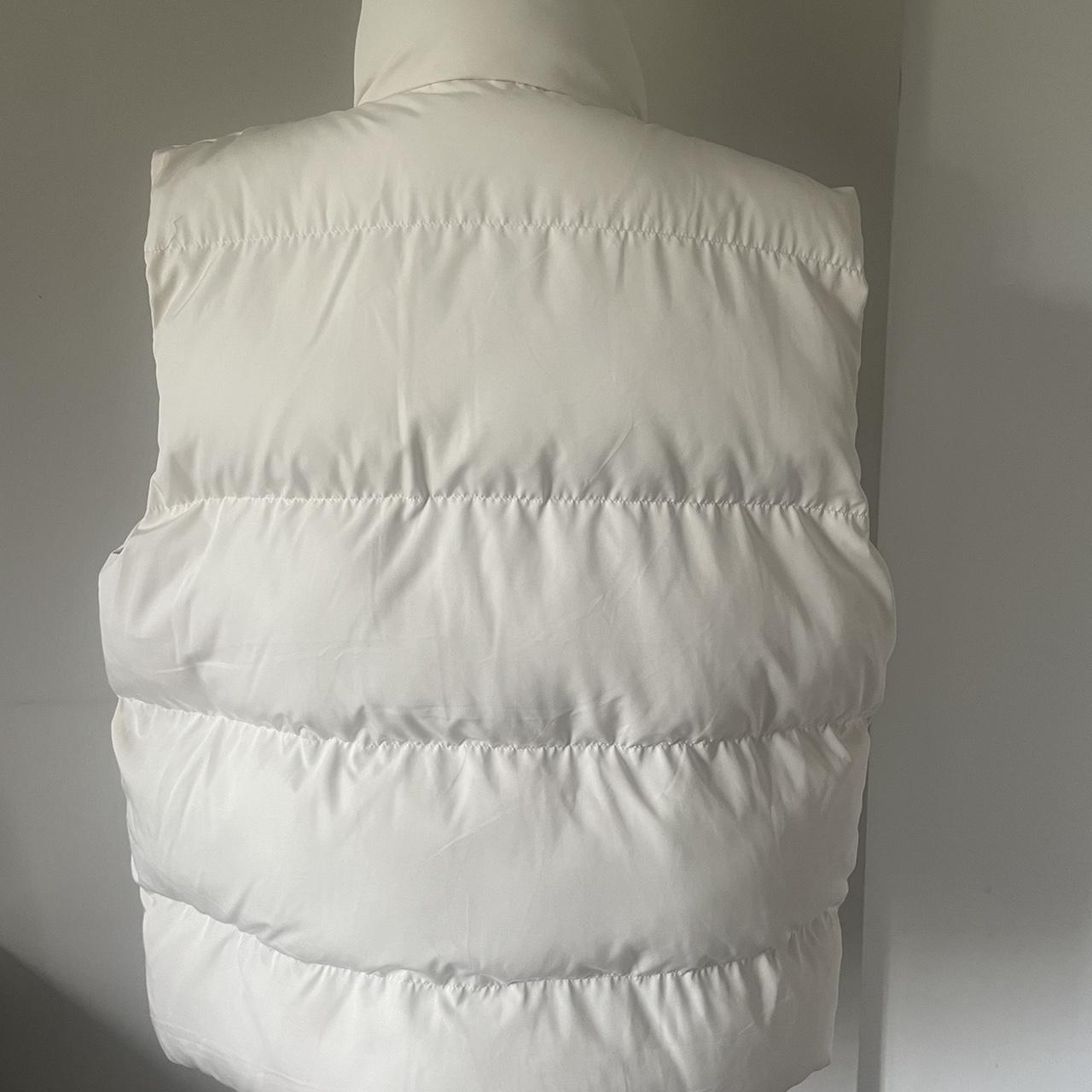 oversized cream puffer vest size: M (oversized fit) - Depop