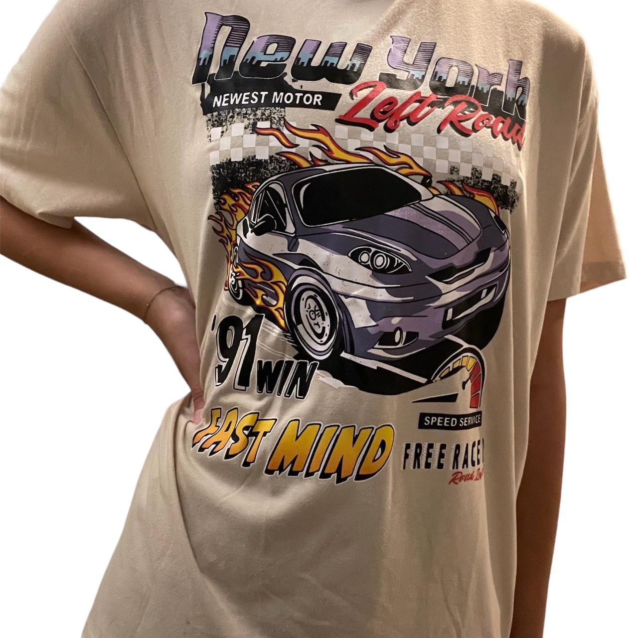 medium beige new york car graphic t-shirt - Depop