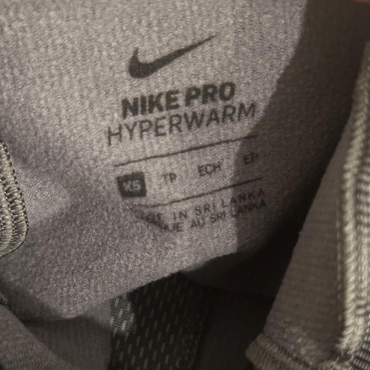 nike pro hyperwarm top ⋆ ˚｡⋆୨୧˚ ˚୨୧⋆｡˚ ⋆ ☆instant... - Depop