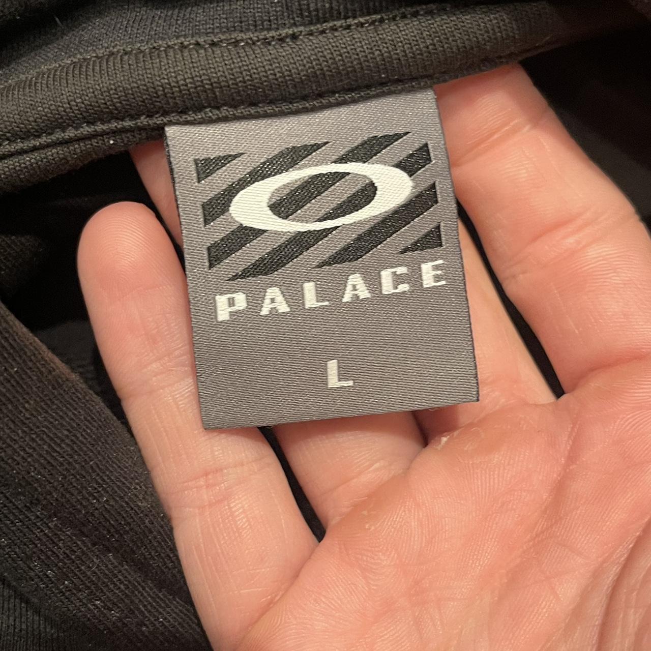 Palace x Oakley Hoodie Size:L 🚨contact through ig in | Depop Palace x Oakley Hoodie Size:L 🚨contact through ig in | Depop