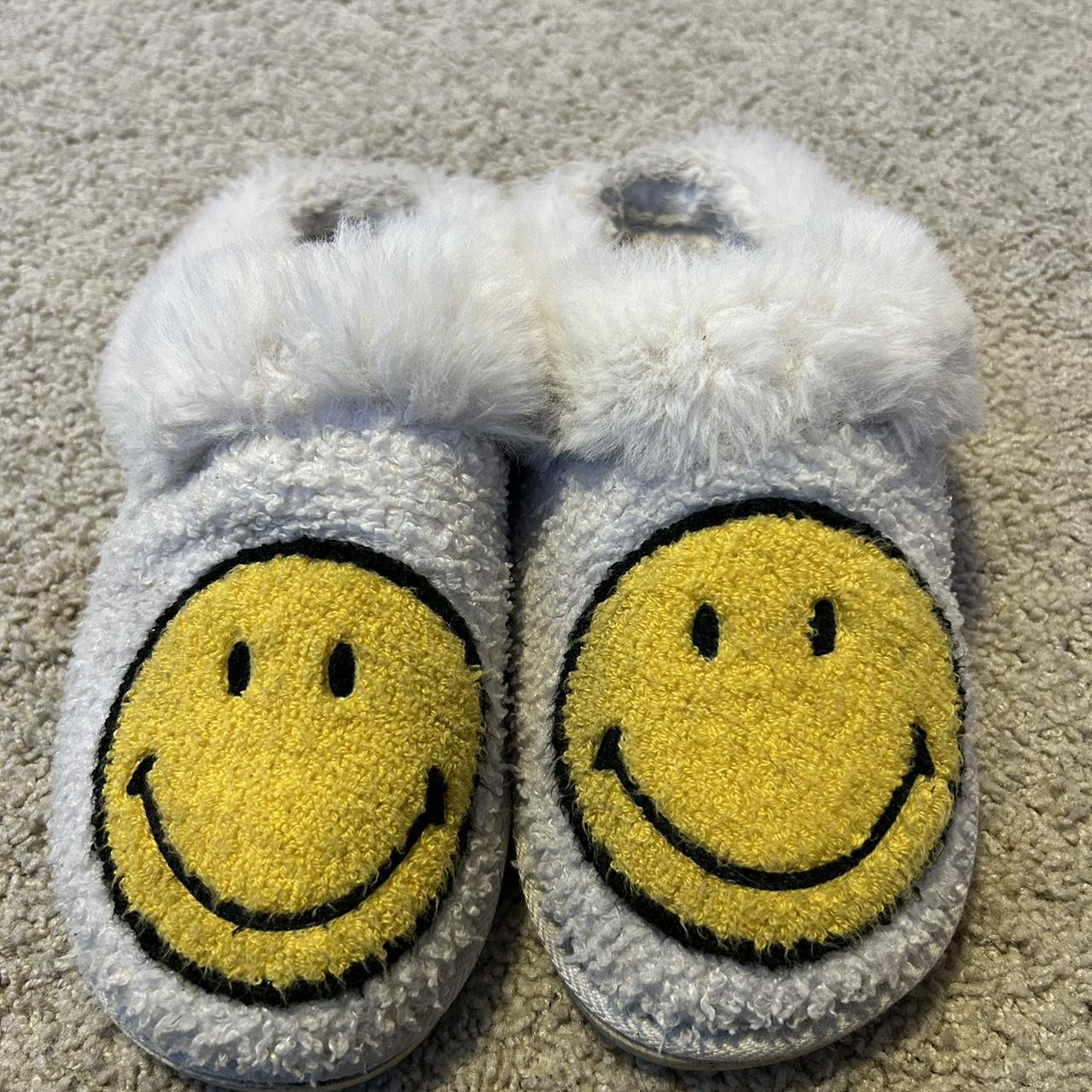 Smiley Slippers from American Eagle! size medium... - Depop
