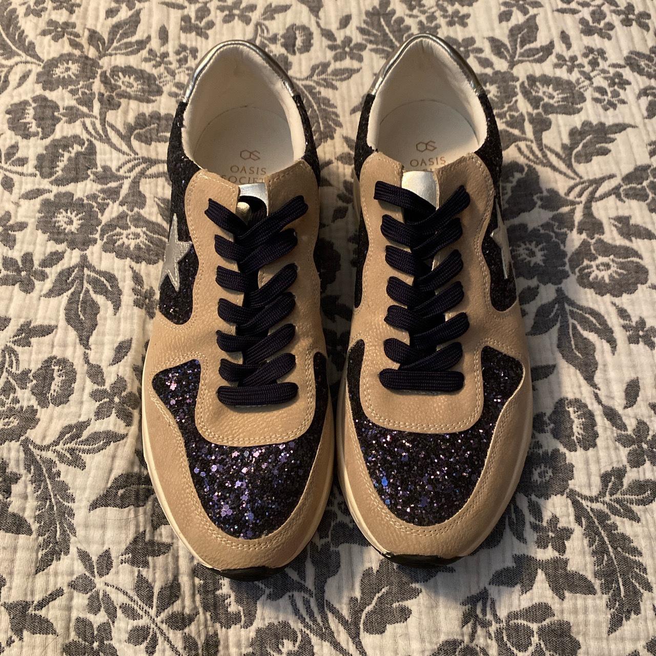 NEW Oasis Society Country Club Women's Glitter... - Depop