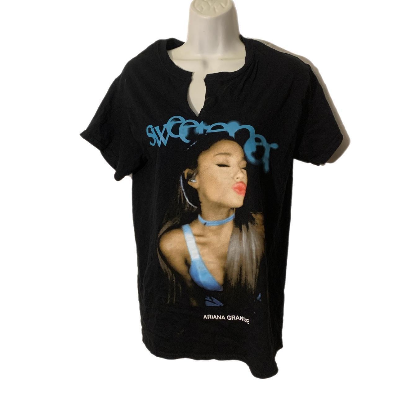 Ariana Grande Sweetener Kiss T-Shirt (Sold by Hot... - Depop Ariana Grande Sweetener Kiss T-Shirt (Sold by Hot... - Depop