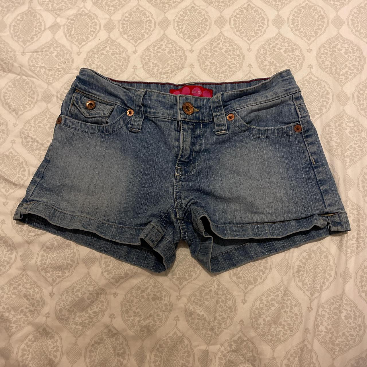 super cute low rise jean shorts *are a light wash... - Depop