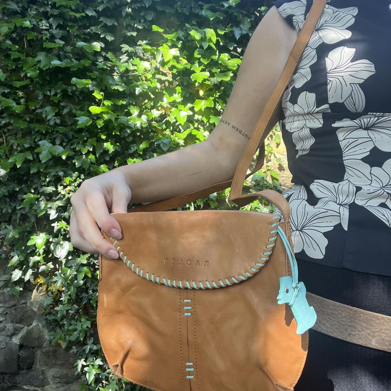 Vintage RADLEY Tan leather cross body bag. Small... - Depop