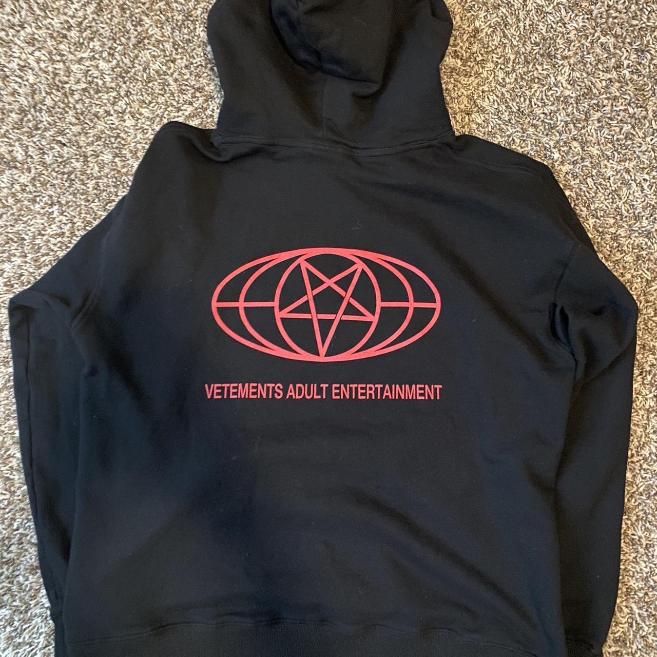 Vetements adult entertainment 18+ Size M Please... - Depop