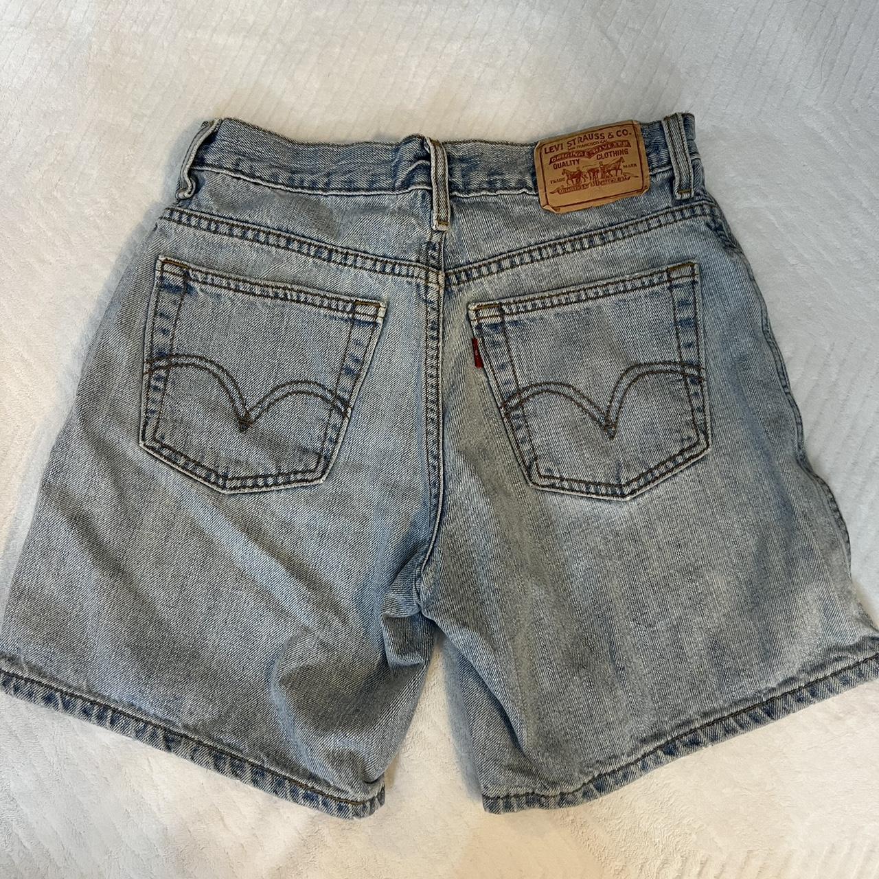 Vintage Levi’s 550 Dad Shorts - Depop