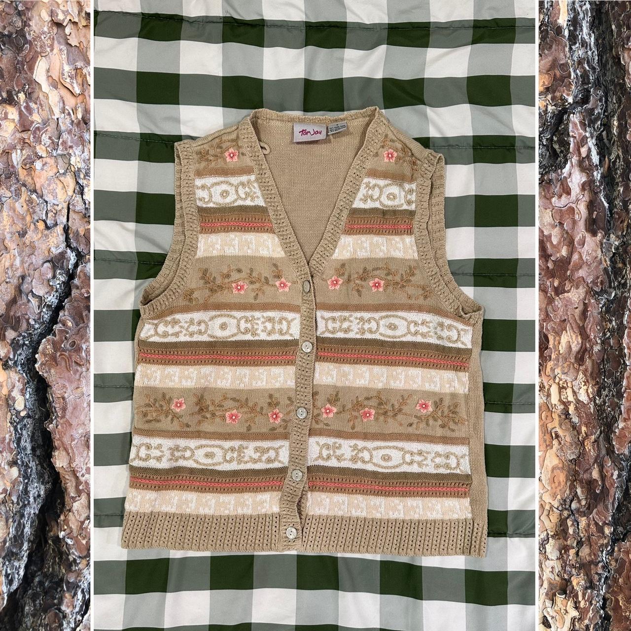 Cute Vintage Cottage Core Sweater Vest Size... - Depop