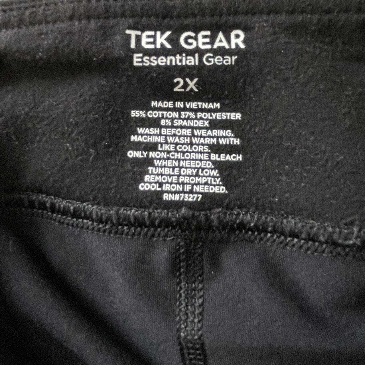 Tek Gear Women's Black Skirt | Depop