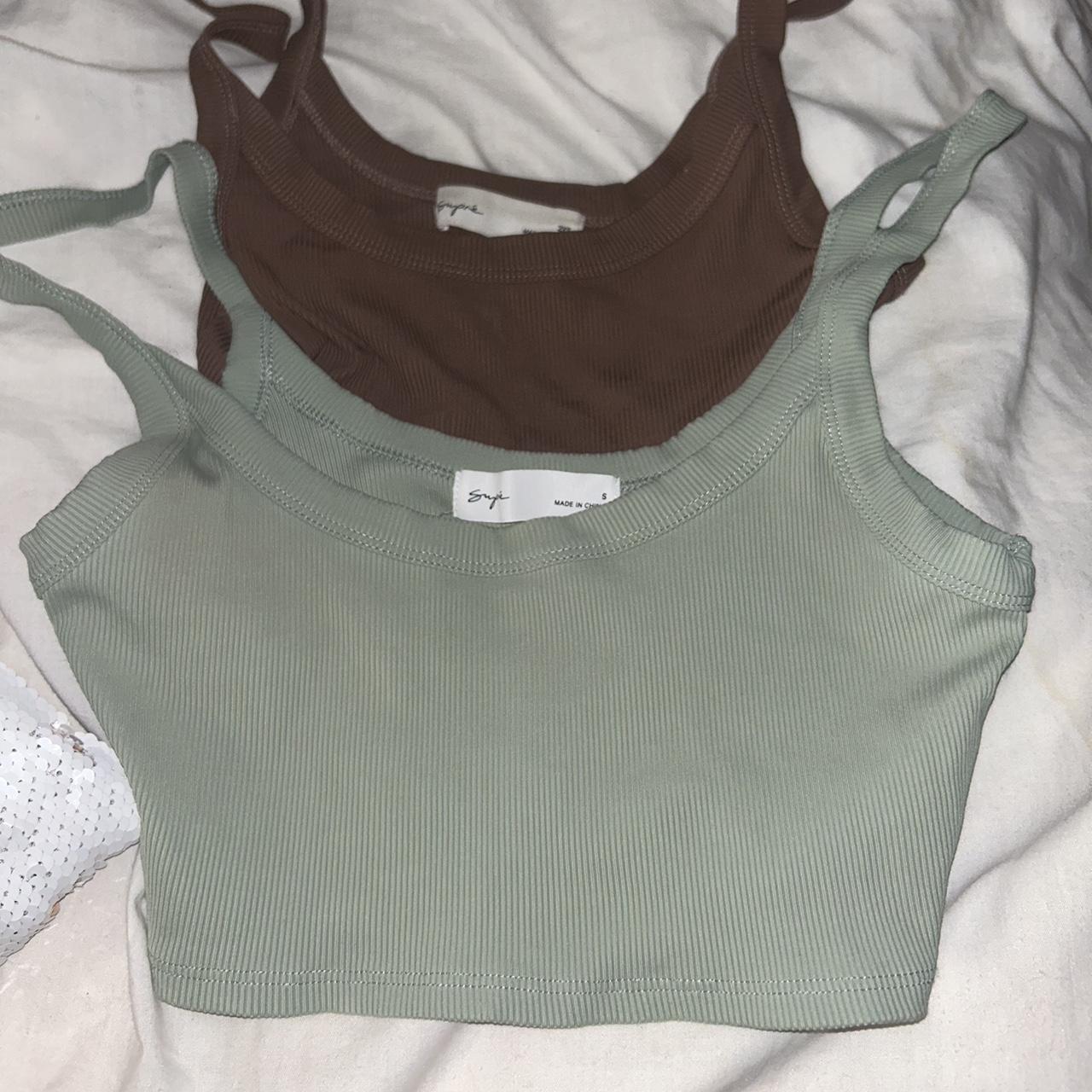 2 Supre Singlets - Depop