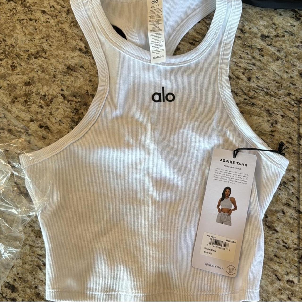 alo yoga aspire tank never worn size xs - Depop