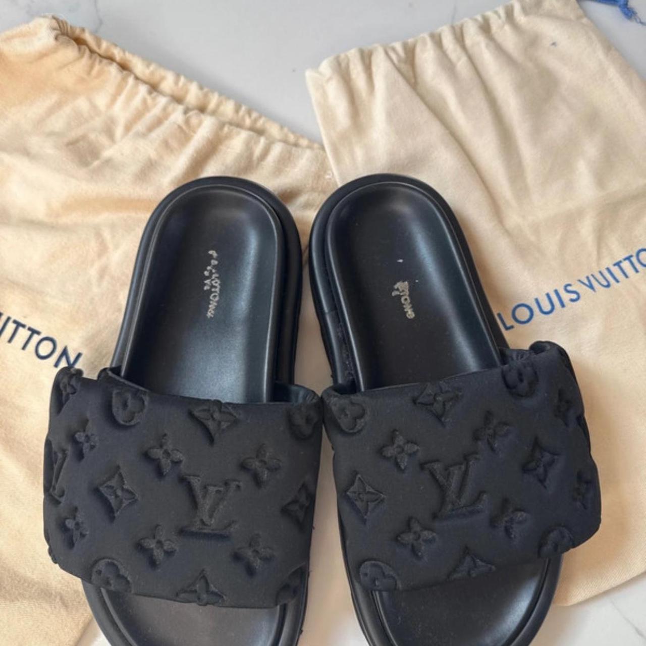 LV sliders Size 4 | Depop
