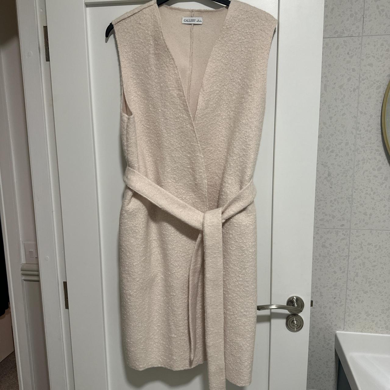 Dunnes Gallery Cream Sleeveless cardigan. Size L.... - Depop