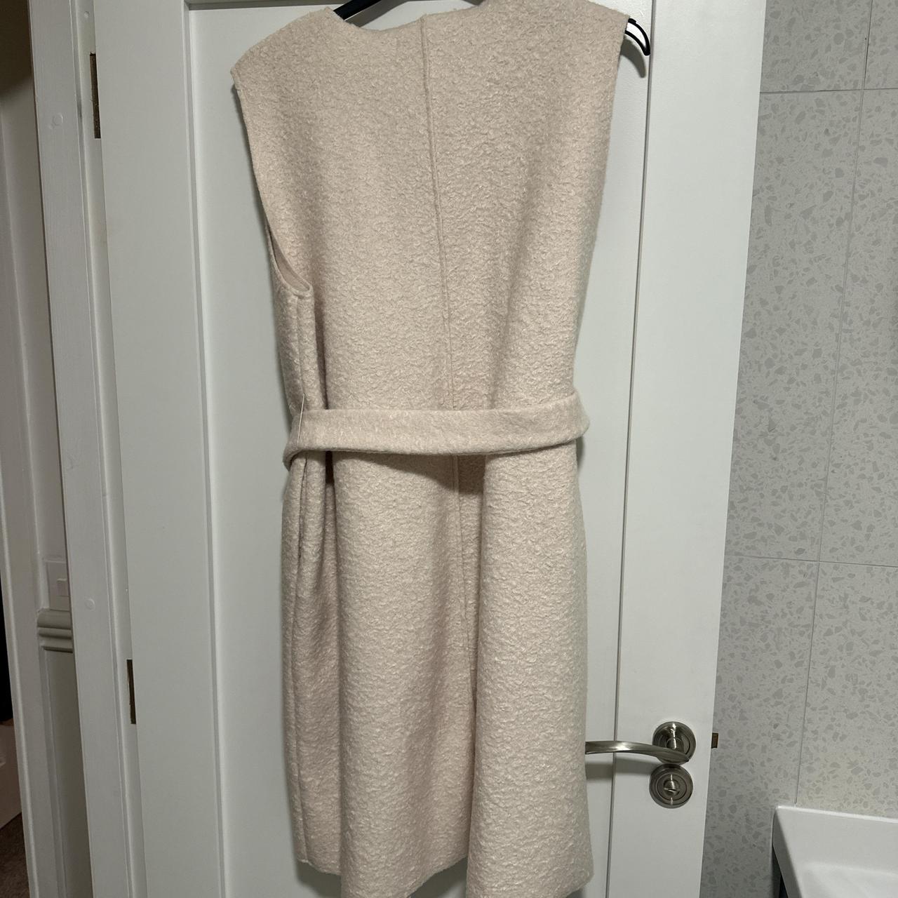 Dunnes Gallery Cream Sleeveless cardigan. Size L.... - Depop