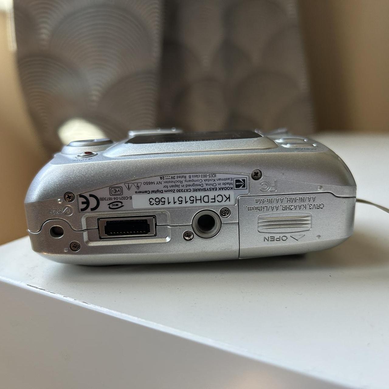 2000s Kodak silver point and shoot camera Kodak... - Depop