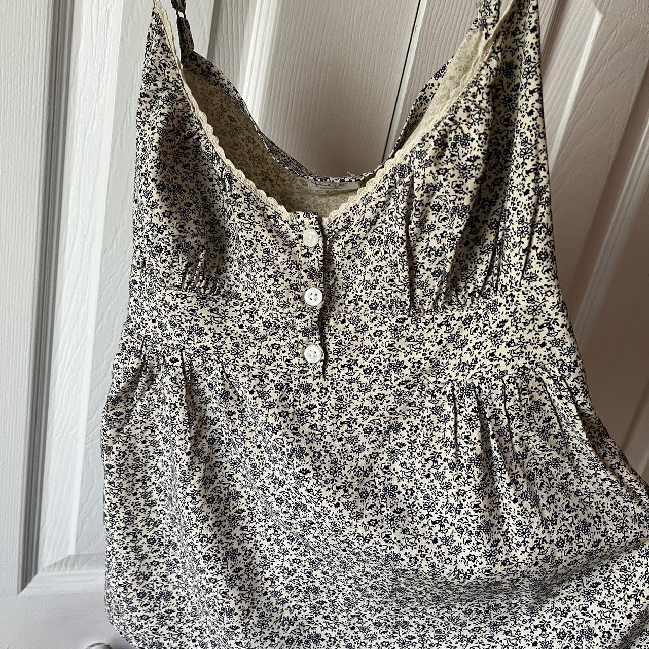 Women’s flowy flower print blouse #womens #cami... | Depop