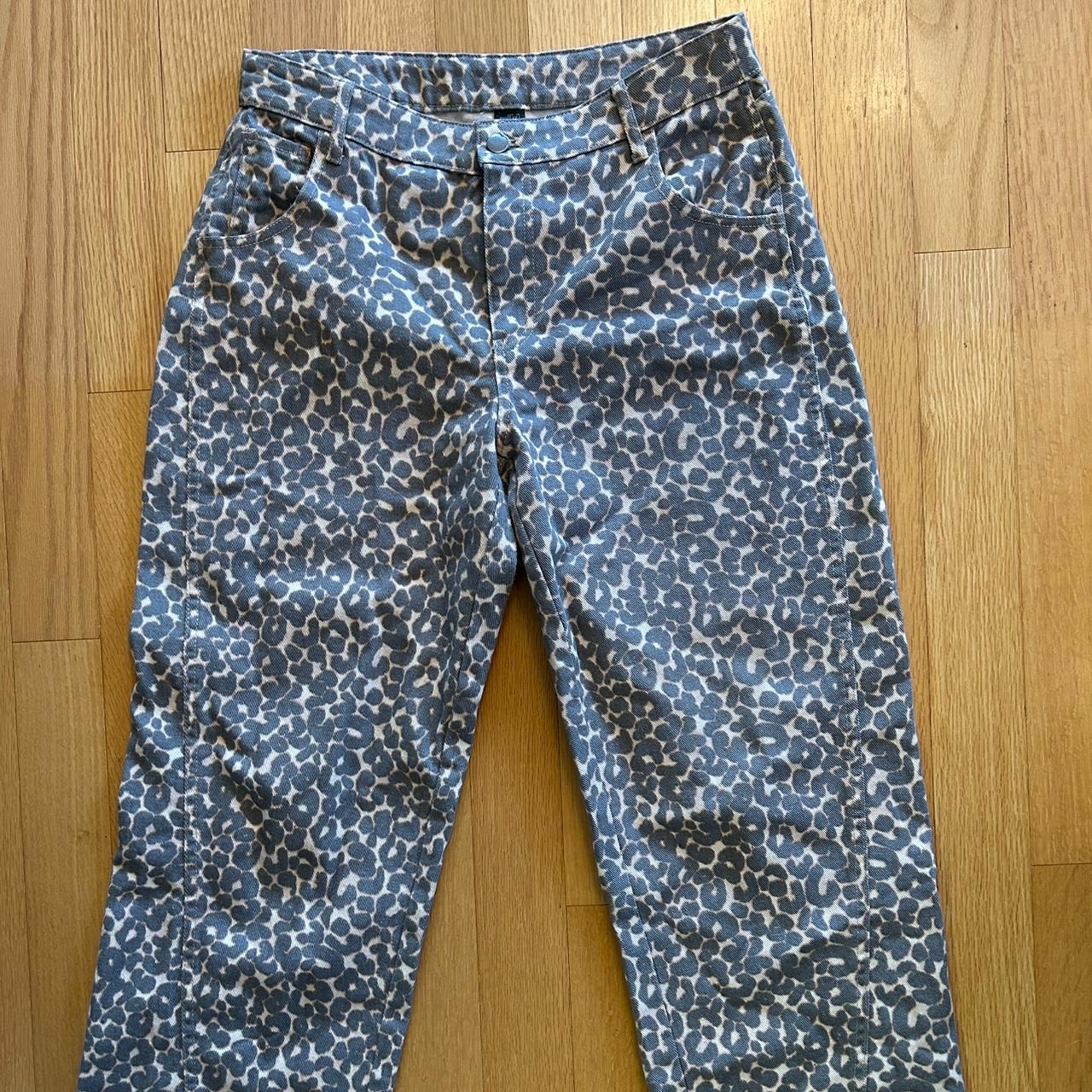Gray and cream cheetah print barrel jeans. Says M... | Depop