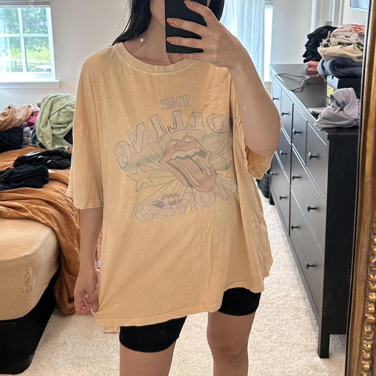 American Eagle Womens T Shirt Depop