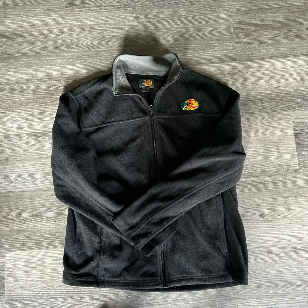 Bass Pro Shops Coat Size Medium Men’s Mint Condition - Depop