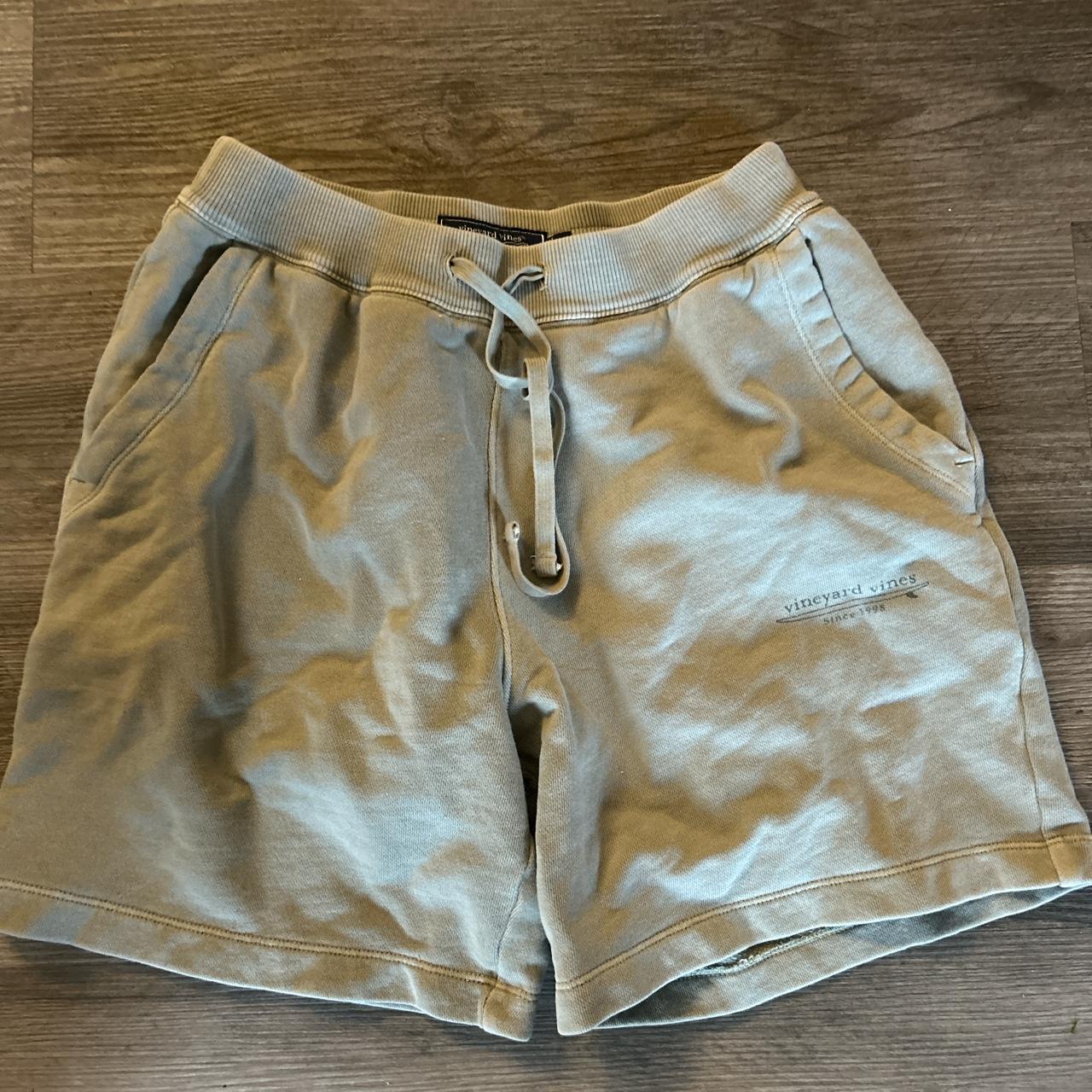 Vineyard Vines Shorts Size Small Men’s No Flaws - Depop