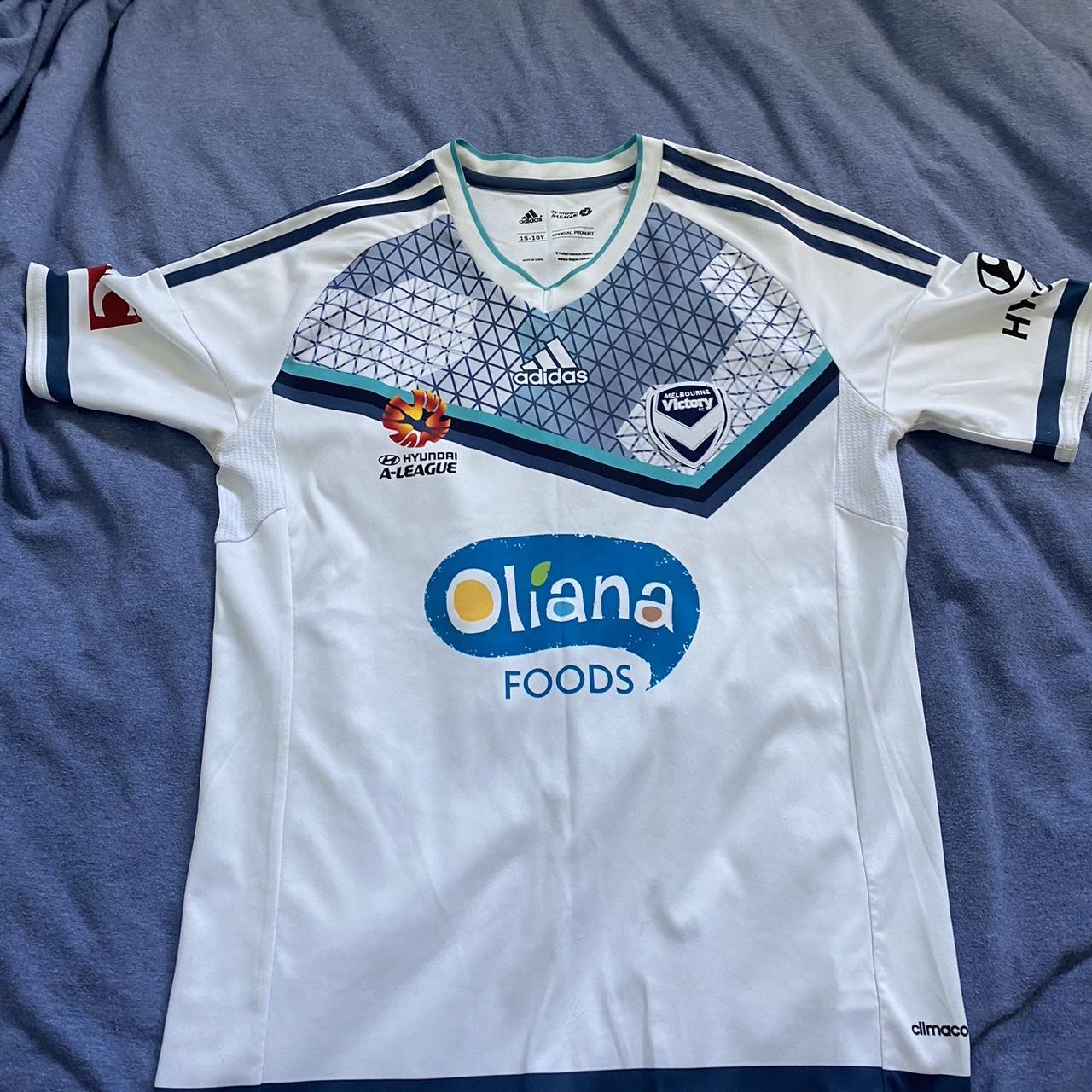 Men’s Melbourne victory kit / jersey, size 15-16... - Depop