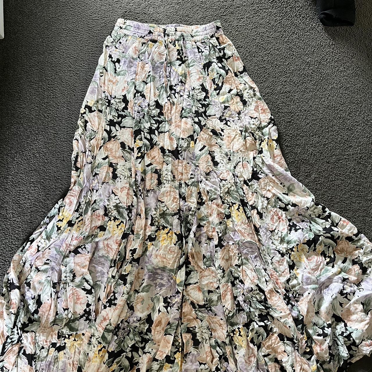 Auguste the label Maxi skirt, only worn a couple... - Depop