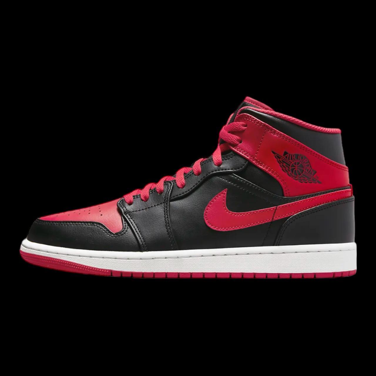 Jordan Men's Black and Red Trainers | Depop