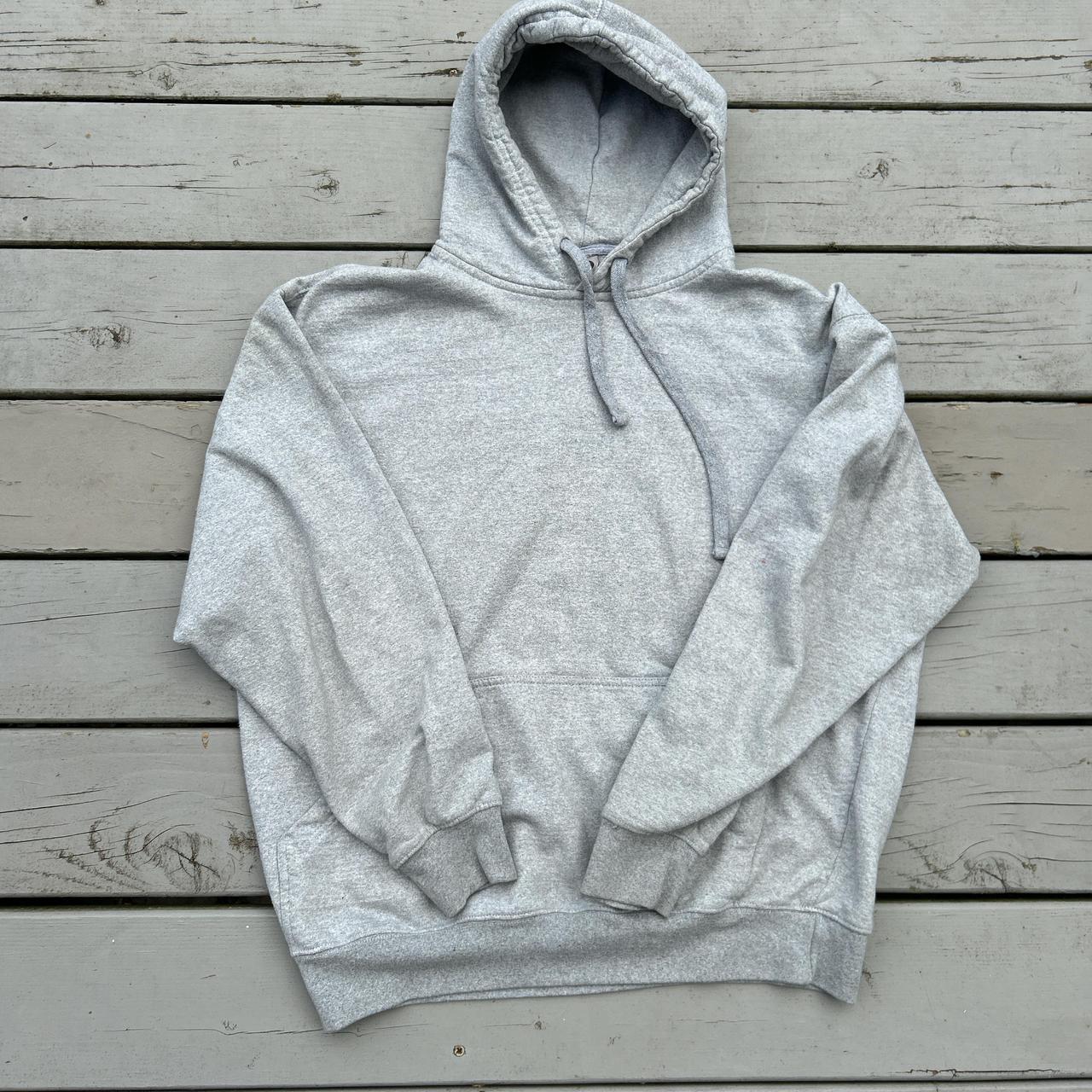 Plain grey hoodie Size large - Depop