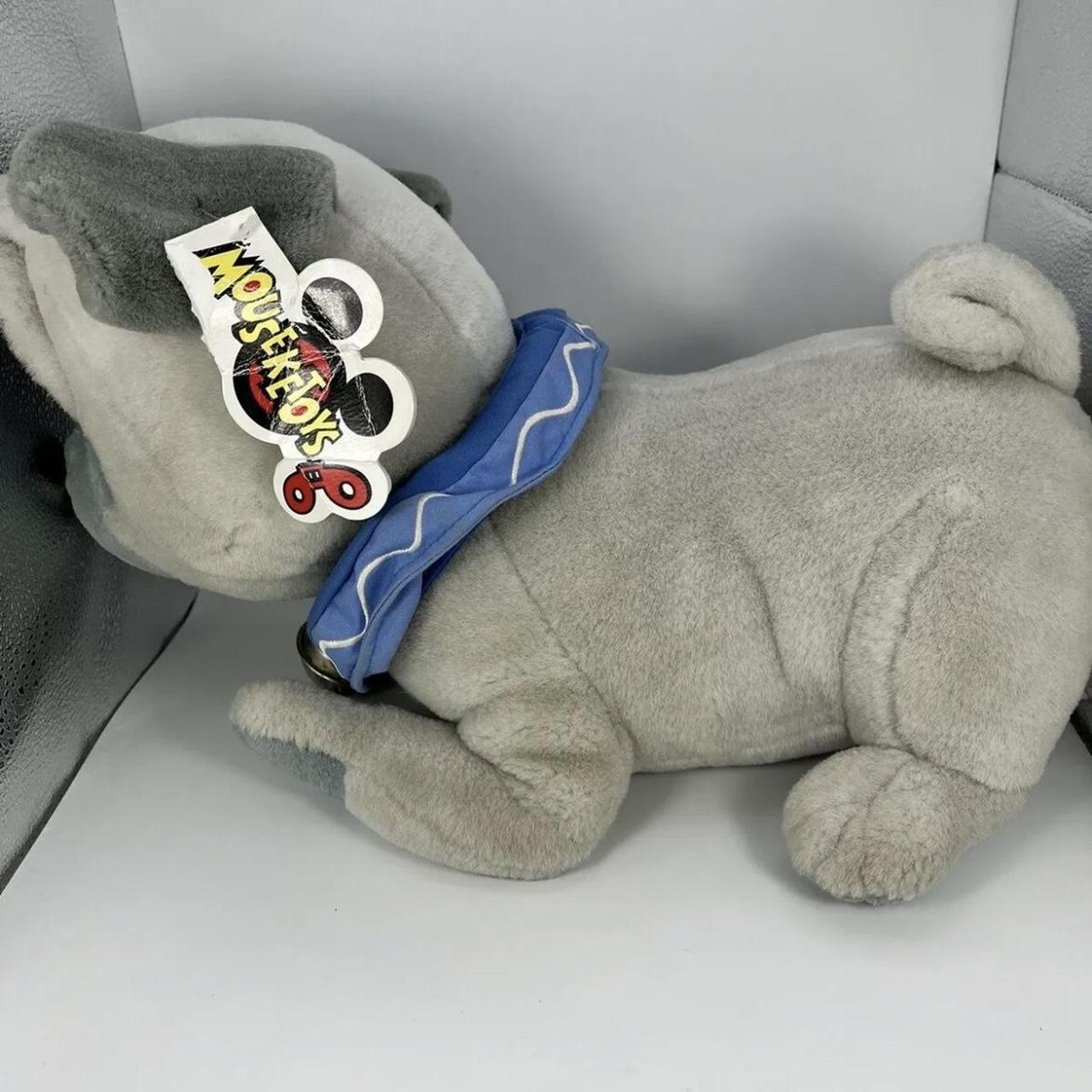 Disneyland Walt Disney World Pocahontas Percy Pug... - Depop