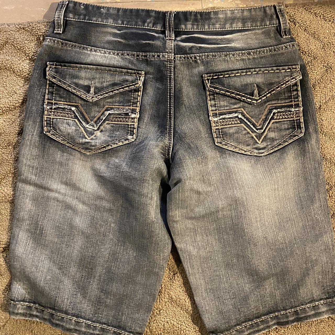 Jean shorts Model is 5’7 130 - Depop