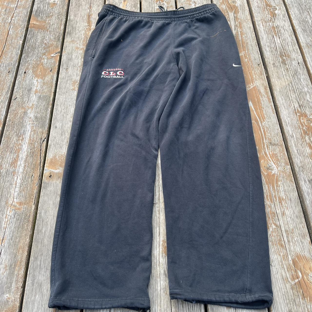 Super baggy team tag nike wide leg sweats Tagged... | Depop