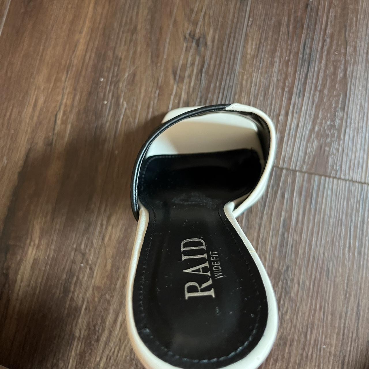 Raid Women's Black and Cream Sandals | Depop