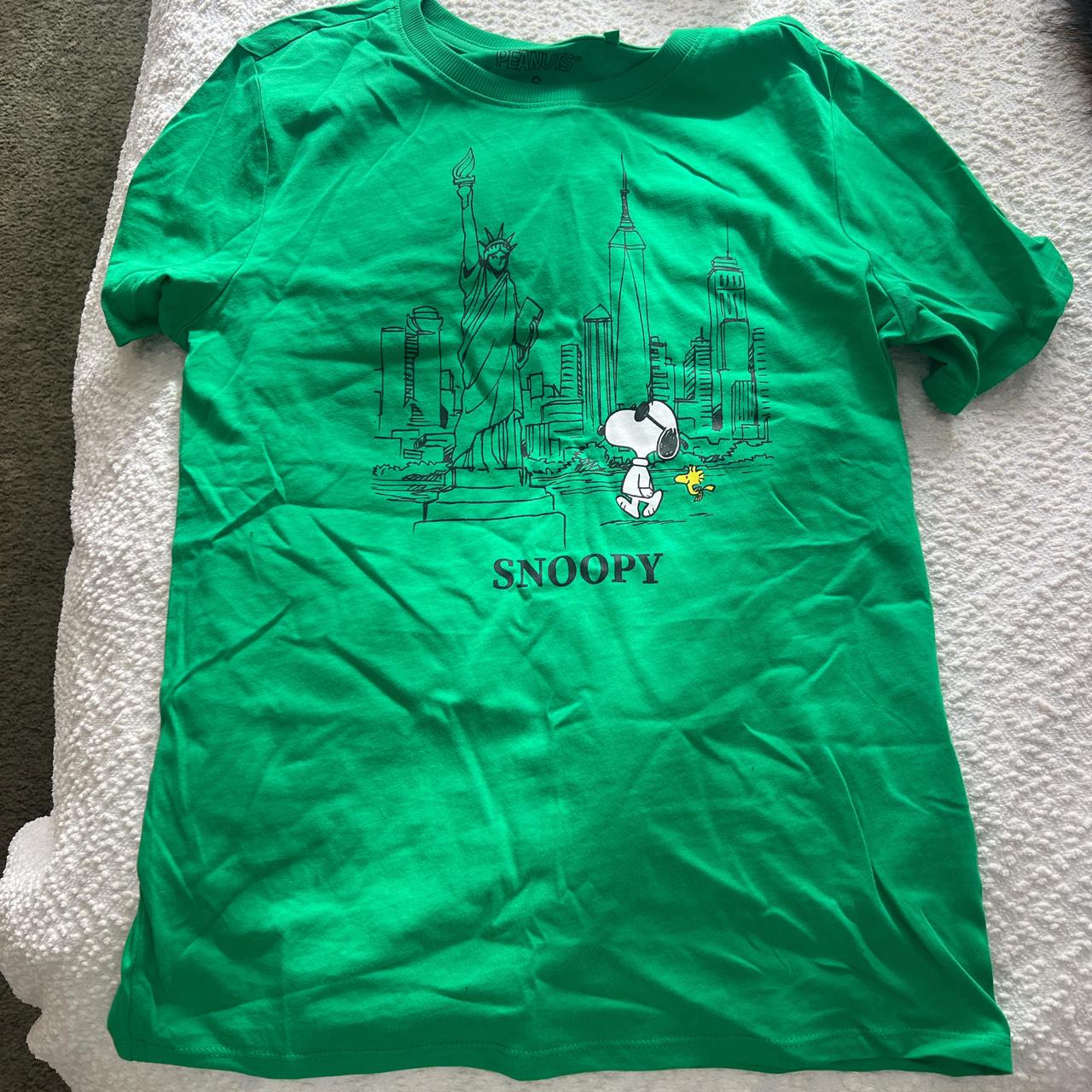 snoopy green t shirt 💚 size: 6 condition: never worn - Depop
