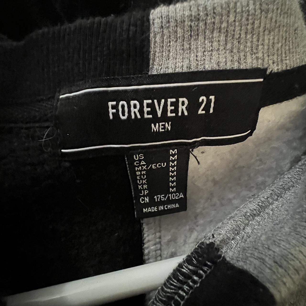 Forever 21 Men’s split color sweater - Depop